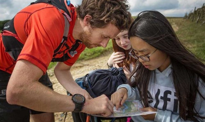 Mega messy maths | Notts Outdoors